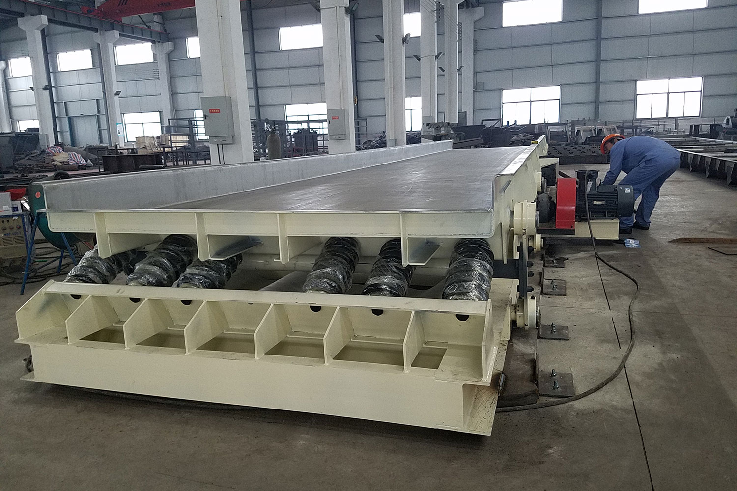 Guide to Single-Mass Vibrating Conveyor in 2022